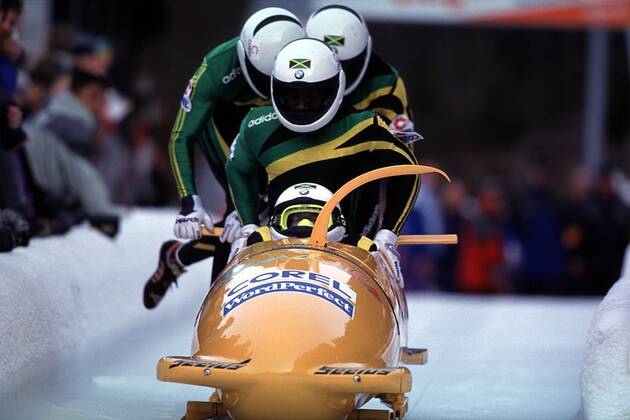 Bob Jamaika 1 mit Pilot Dudley Stokes, Wayne Thomas, Winston Watts und ...