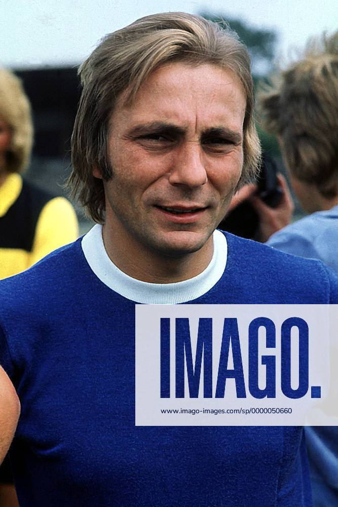 Der Schalker Reinhard Libuda im Porträt Fußball 1. BL Herren Saison ...