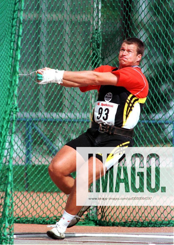 Holger Klose (Eintracht Frankfurt) beim Wurf Leichtathletik Herren Internationales Lausitzmeeting