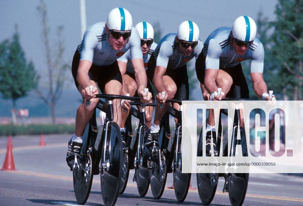 Der DDR-Vierer mit Jan Schur, Uwe Ampler, Mario Kummer und Maik ...