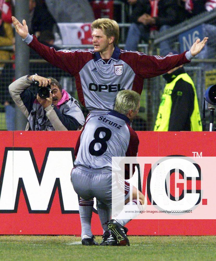 Torschütze Stefan Effenberg triumphiert in erhabener Gelassenheit ...