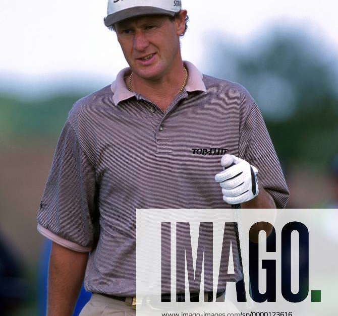 Mark Roe (England) - nachdenklich Golf Herren Deutsche Bank SAP Open ...