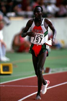 Moses Tanui ist mit nur einem Schuh unterwegs Leichtathletik WM Herren ...