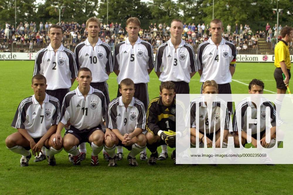 Deutsche U18, H.R.v.l.: Torsten Reuter, Thomas Hitzlsperger, Daniel ...