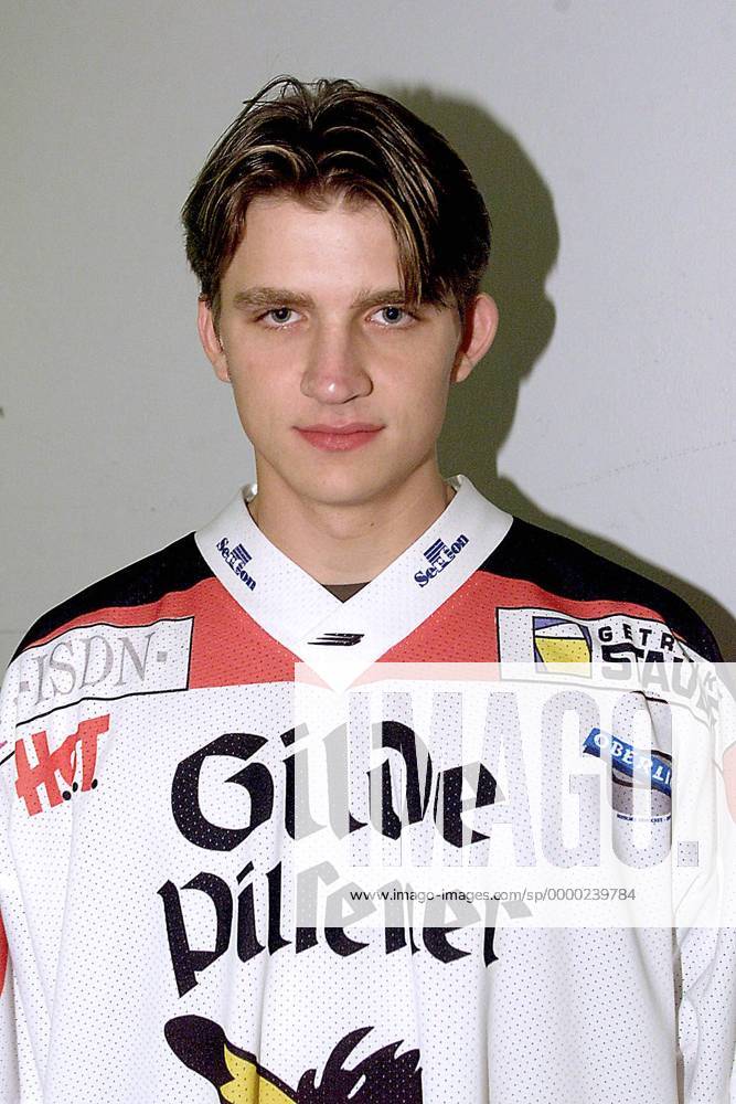 Rudolf Schmunk beim Porträttermin Eishockey Herren Oberliga Nord Saison ...