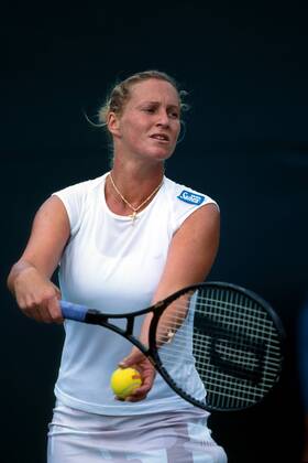 Sandra Cacic (USA) - Aufschlag Tennis Damen Ericsson Open 2001, WTA ...