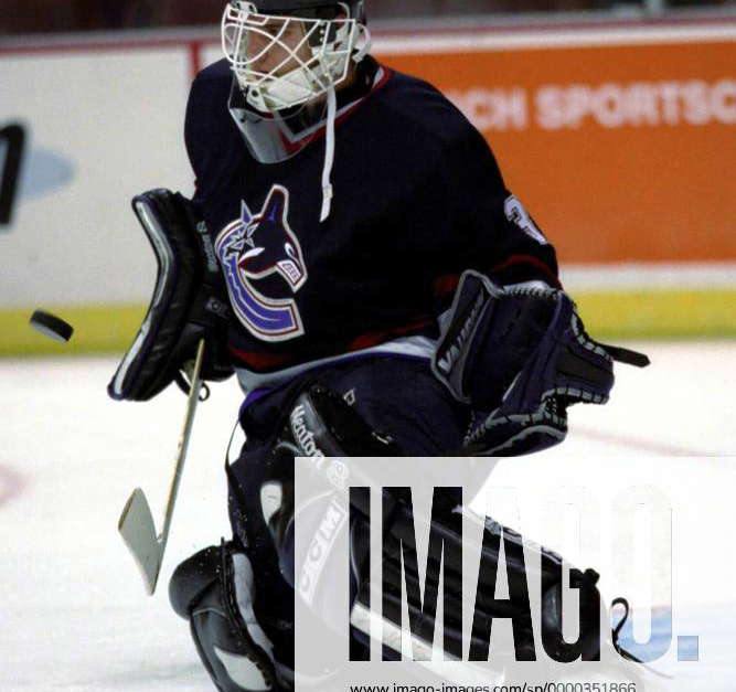Goalie Dan Cloutier (Canucks) - Torwartparade Eishockey Herren NHL ...