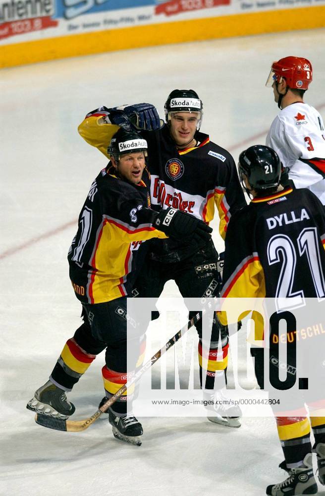 Mark Mackay (li.), Andreas Renz (Mitte) und Eric Dylla (alle ...