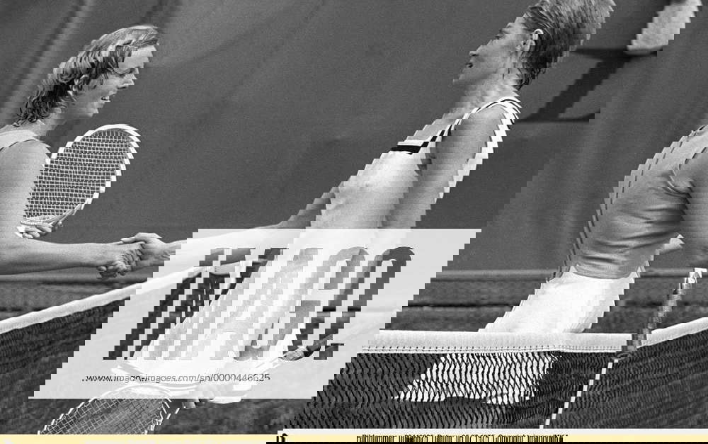 Siegerin Helga Masthoff (re.) und Katja Ebbinghaus (li., beide ...