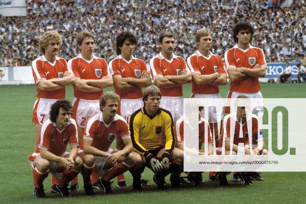 Mannschaftsfoto Österreich hinten v. li.: Walter Schachner, Bernd ...