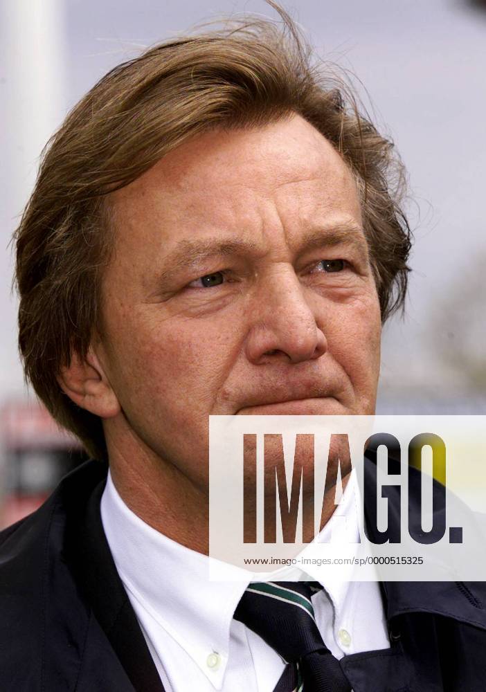 Präsident Harald Strutz (Mainz) nachdenklich Fußball 2. BL Herren ...