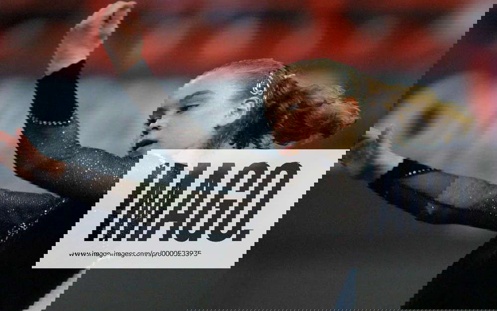 Maria Kryuchkova (Rußland) - Bodenturnen Turnen EM Damen Junioren ...