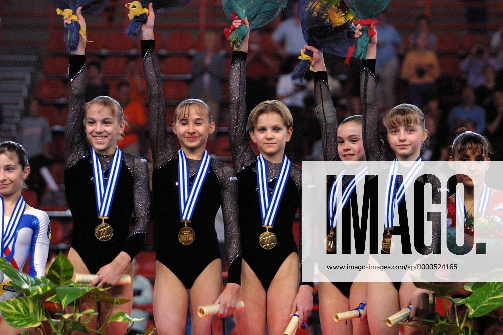 Sieger Rußland, v.li.: Gulwara Ziganchina, Elena Anochina, Polina ...