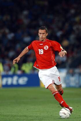 Johan Berisha am Ball Fußball EM Herren U-21 Europameisterschaft 2002 ...