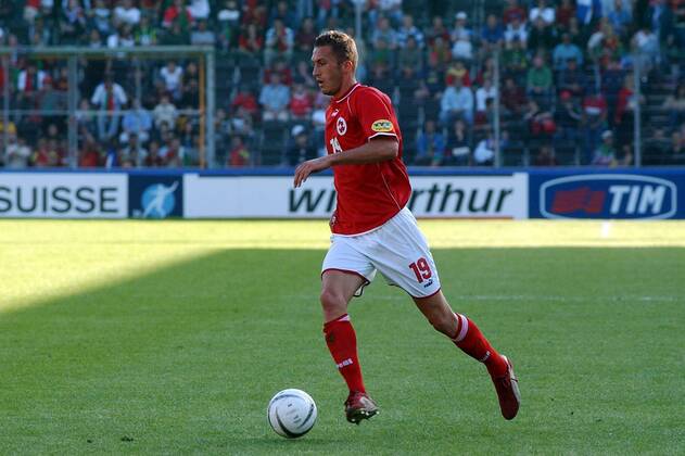 Johan Berisha am Ball Fußball EM Herren U-21 Europameisterschaft 2002 ...