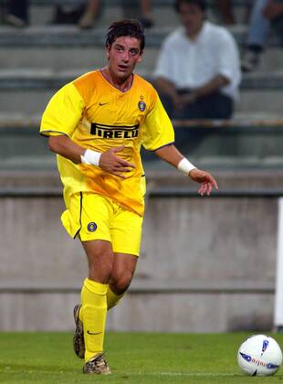 Francesco Coco am Ball Fußball Herren Saisonvorbereitung 2002 2003 ...