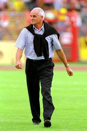 Sportmediziner Prof. Dr. Heinz Liesen Fußball 1. BL Herren ...