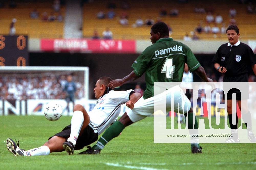 Americo Conceicao Cleber (re., Palmeiras) gegen Fernando Baiano ...