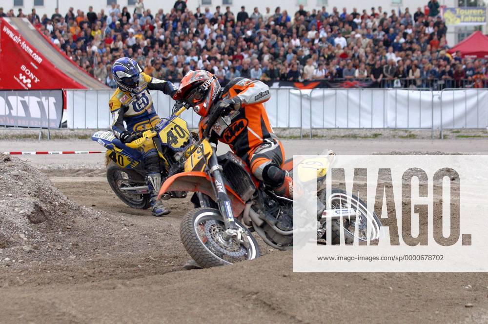 Marcel Götz (Schweiz KTM-Team Ulrich, vorn) und Bernd Hiemer ...