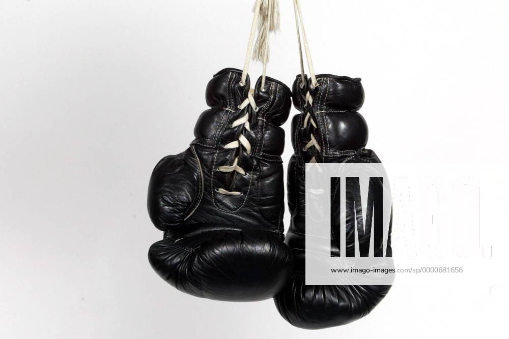 Schwarze Boxhandschuhe Boxen Herren Boxsport 2002, Profiboxen, Boxprofi ...