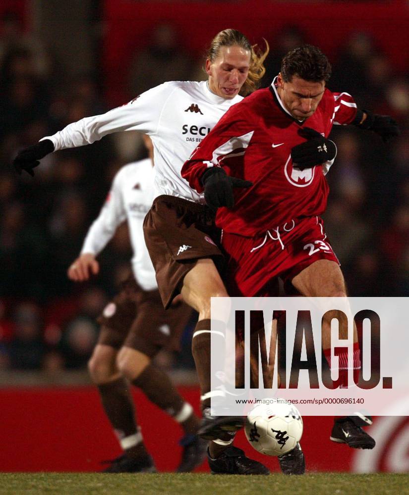 Josef Ivanovic (re., Aachen) gegen Marco Gruszka (St. Pauli) Fußball 2 ...