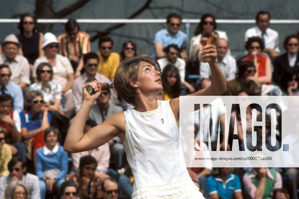 Helga Masthoff (Deutschland) - Aufschlag Tennis Damen WTA 1977 ...