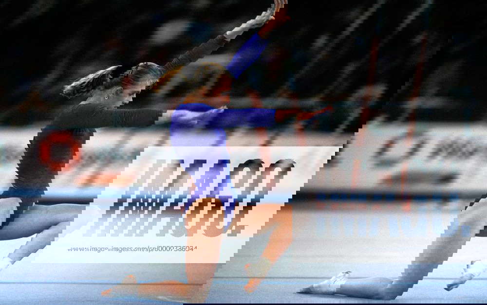 Wiebke Preiss (Deutschland) - Bodenturnen Turnen WM Damen ...