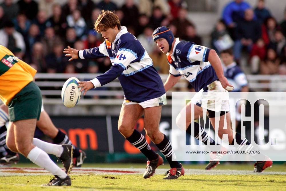 Francois Gelez (li, Agen) zieht ab Rugby Herren 1. Französische Liga ...