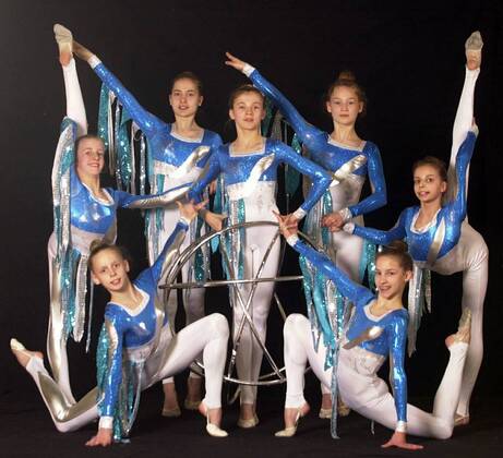 Die deutsche Junioren-Nationalmannschaft, hinten v.li.: Juliane Weigel ...