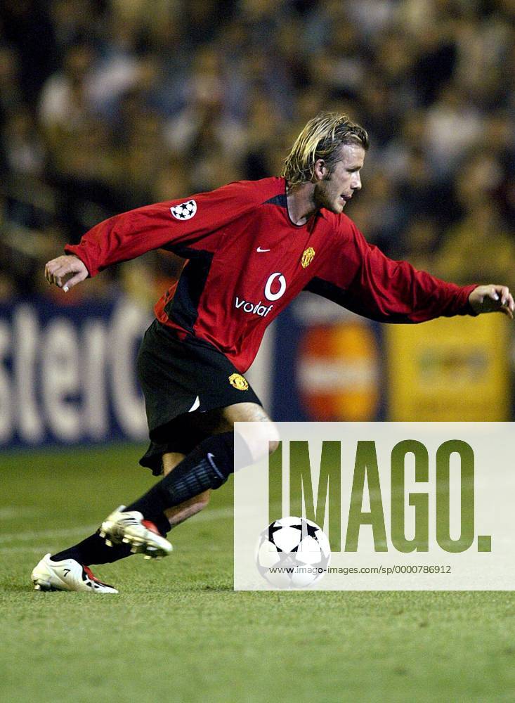 David Beckham (ManU) am Ball Fußball EC 1 Herren Champions League 2002 ...