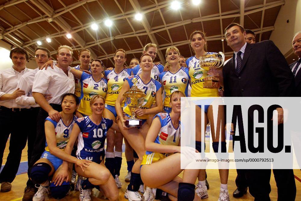 Pokalsieger RC Cannes: v.li.: Zhang Yuehong, Olesja Kulakova, Andrea ...