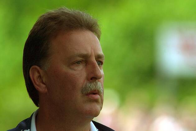 Trainer Uwe Reinders (Braunschweig) Fußball 2. BL Herren Saison 2002 ...
