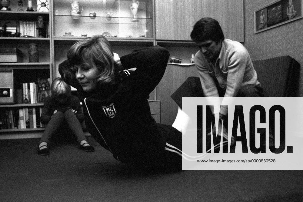 Die ehemalige Wasserspringerin und jetzige Diplomsportlehrerin Ingrid ...