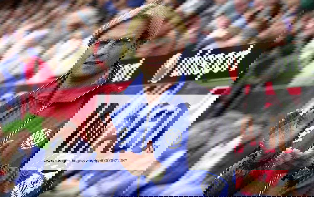 Trainer Jürgen Klopp (Mainz) - Applaus Fußball 2. BL Herren Saison 2003 ...