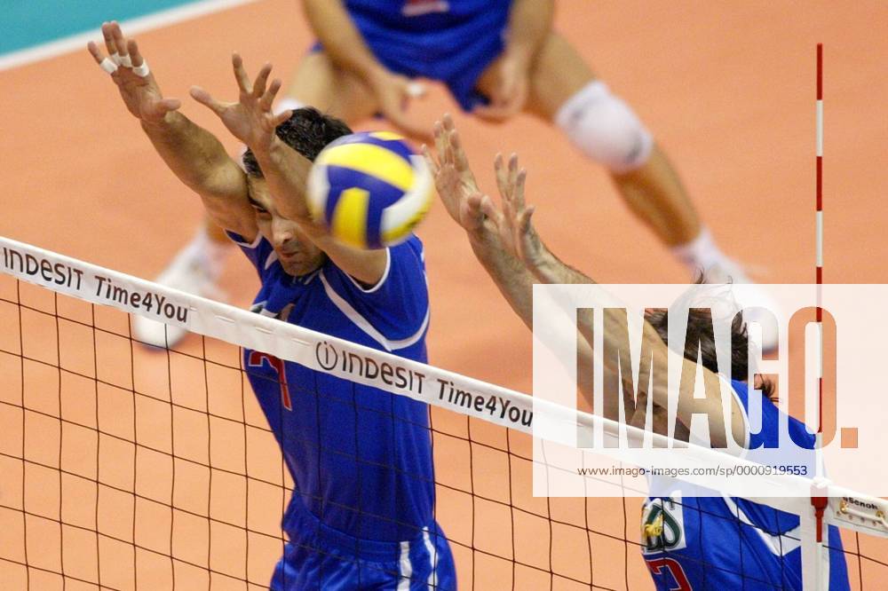 Doppelblock von Dula Mester und Goran Vujevic Volleyball EM Herren ...