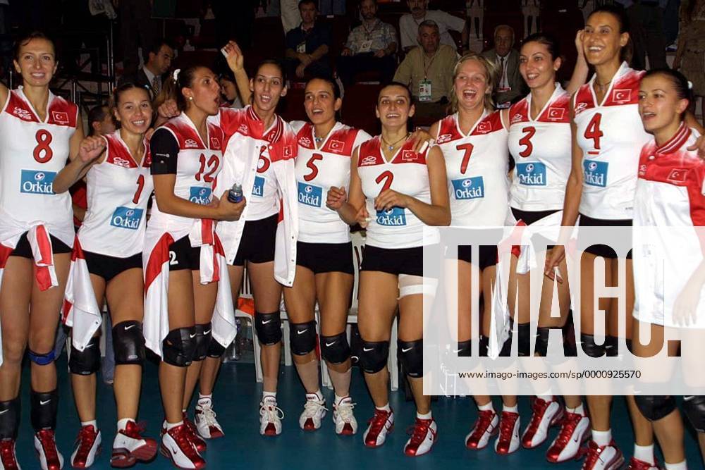 Mannschaftsbild Türkei, v. li.: Mesude Kuyan, Bahar Urcu, Cigdem Can ...