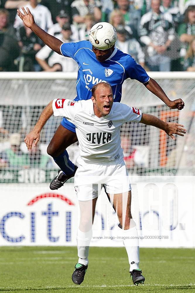 Arie van Lent gegen Raymond Kalla Fußball 1. BL Herren Saison 2003 2004 ...