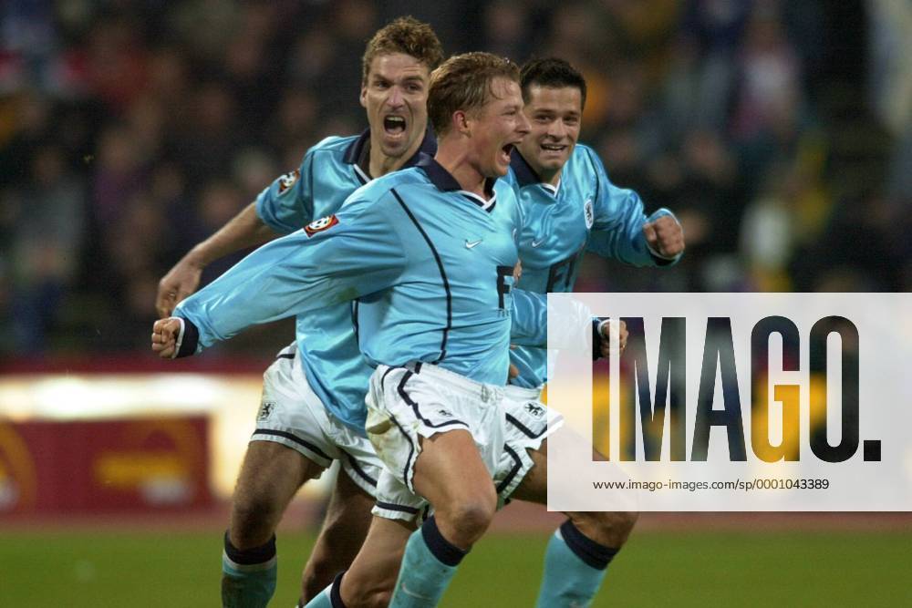 V.li.: Marco Kurz, Torschütze Thomas Riedl und Filip Tapalovic (alle ...