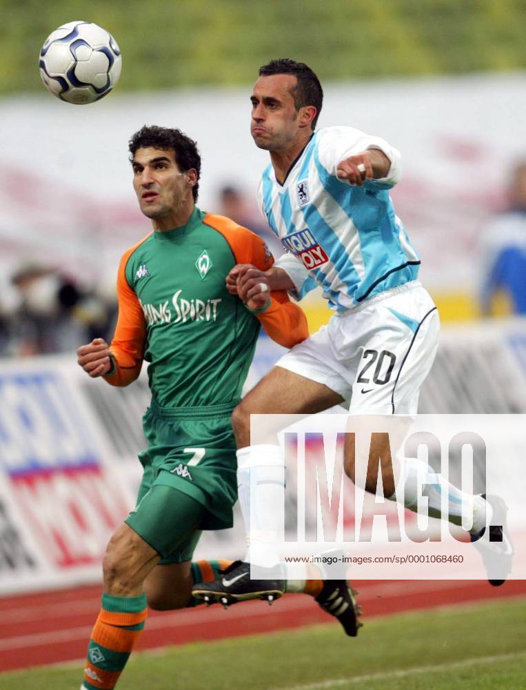 Paul Stalteri gegen Markus Weissenberger Fußball 1. BL Herren Saison 2003 2004, TSV 1860 München