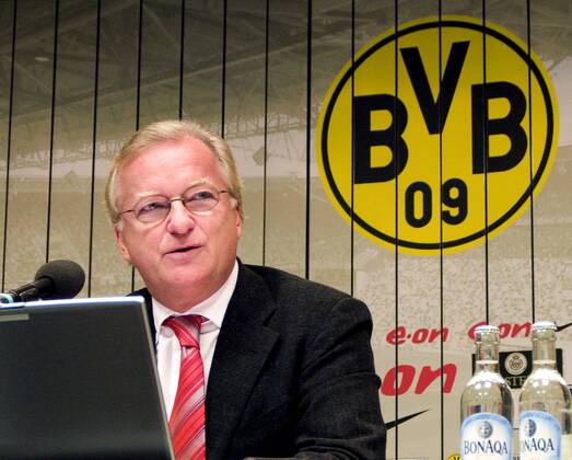 Präsident Dr. Gerd Niebaum während der Bilanzpressekonferenz Fußball 1 ...