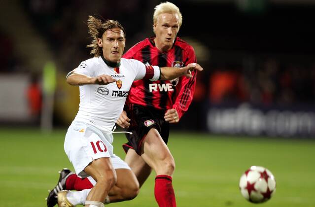 Francesco Totti gegen Carsten Ramelow Fußball EC 1 Herren Champions ...