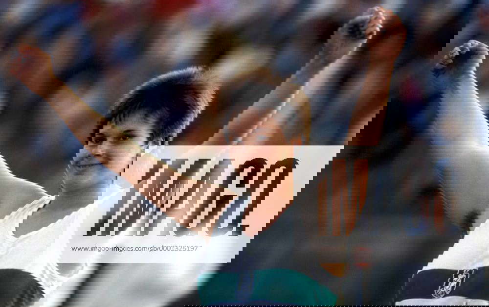 Silke Renk (DDR SC Chemie Halle) zufrieden Leichtathletik LM Damen DDR ...