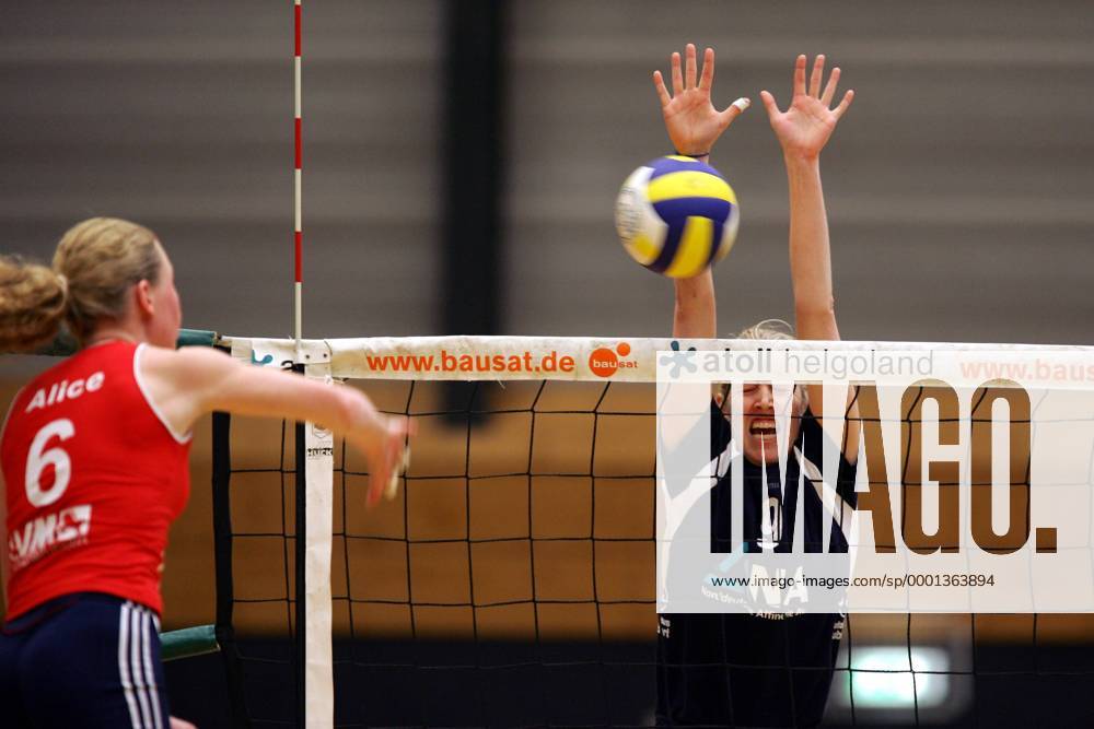 Alice Blom - Schmetterschlag gegen Kerstin Ahlke Volleyball 1. BL Damen ...