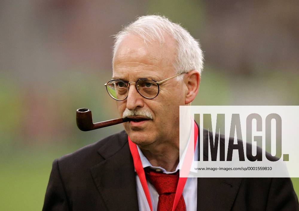 UEFA Mediendirektor Frits Ahlstroem Fußball EC 1 Herren Champions ...