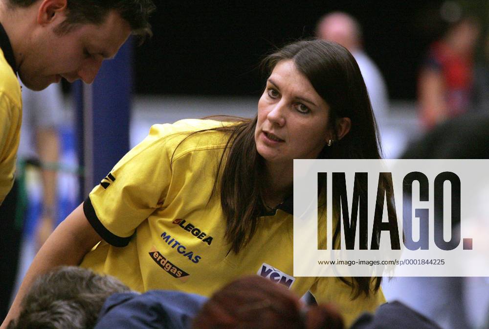 Trainerin Dr. Eva Kosekova Volleyball 1. BL Damen Saison 2005 2006, VC ...