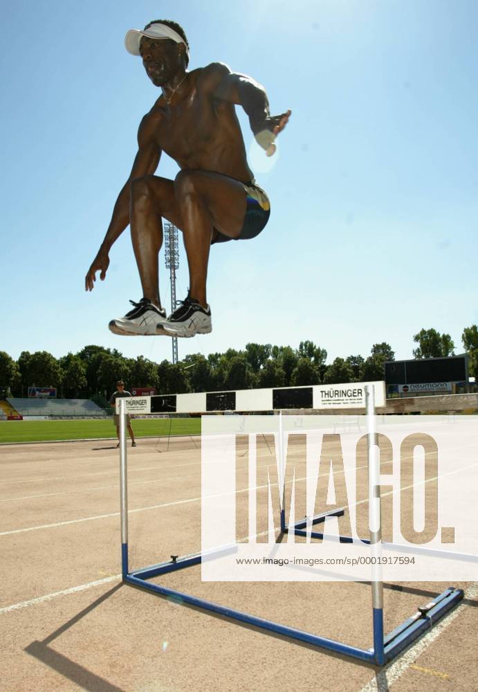 James Beckford (Jamaika) - Sprungkrafttraining Leichtathletik Herren ...