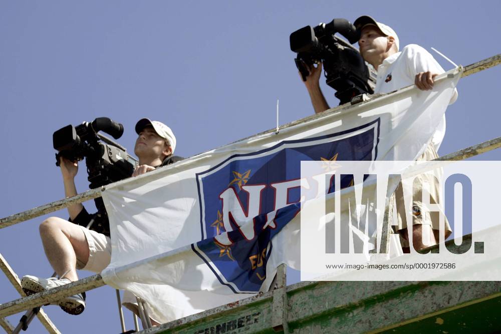 Crew der Amsterdam Admirals macht Videoaufnahmen American Football ...