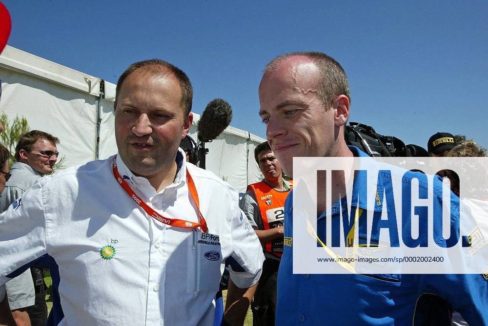 Technikdirektor Christian Loriaux (Ford, li.) im Gespräch mit ...