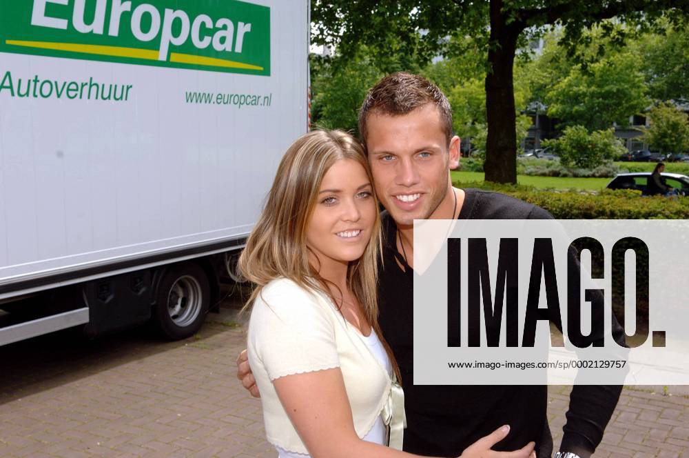 John Heitinga (Niederlande Ajax Amsterdam) mit Freundin Charlotte ...