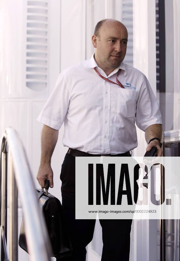 Geschäftsführer Chris Chapple unterwegs im Fahrerlager Motorsport Grand ...